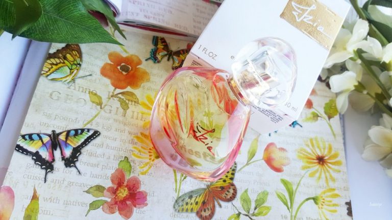 L'eau de parfum Izia de Sisley, un parfum frais, lumineux aux notes ...