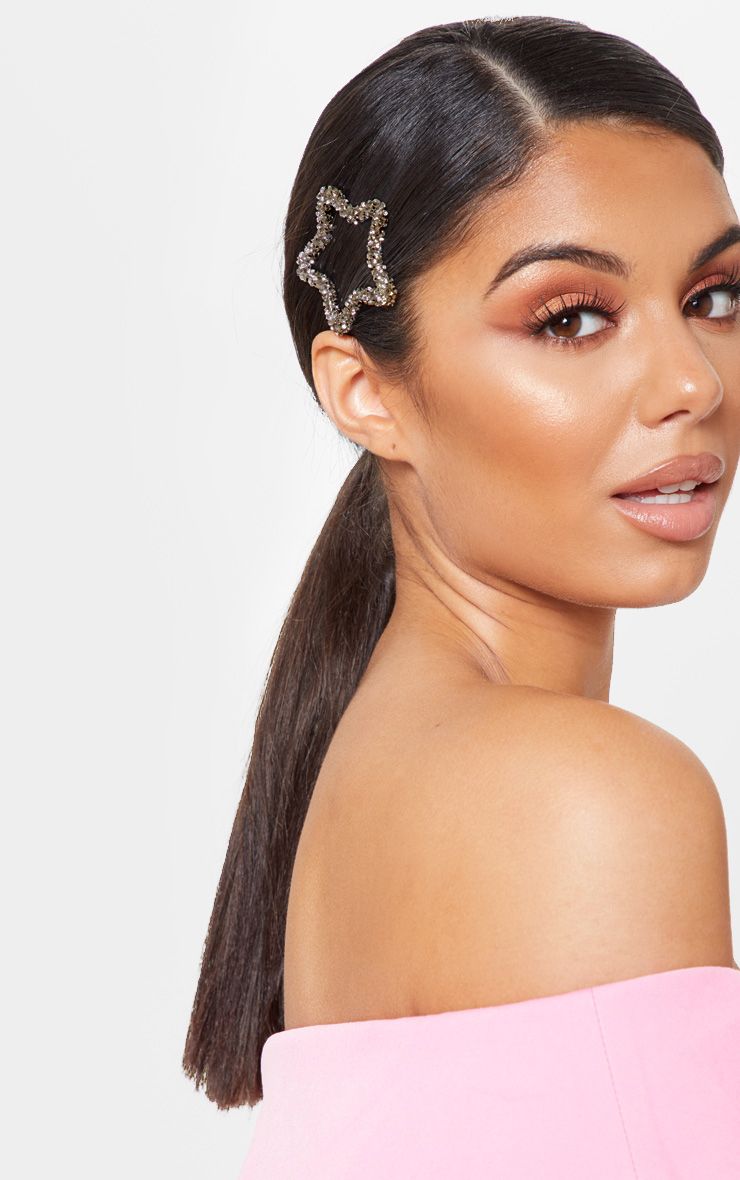 Pourquoi j'aime la tendance barrettes à cheveux : des idées coiffures