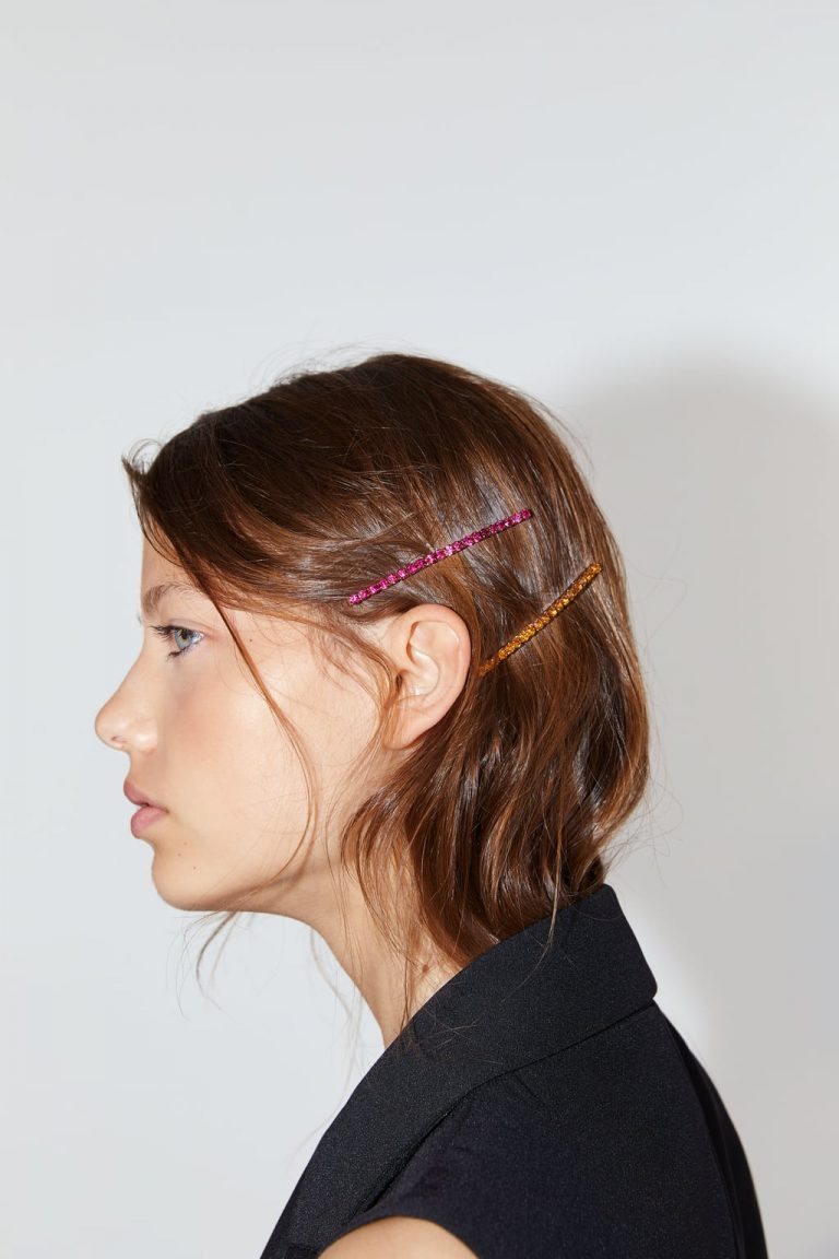 Pourquoi j'aime la tendance barrettes à cheveux : des idées coiffures
