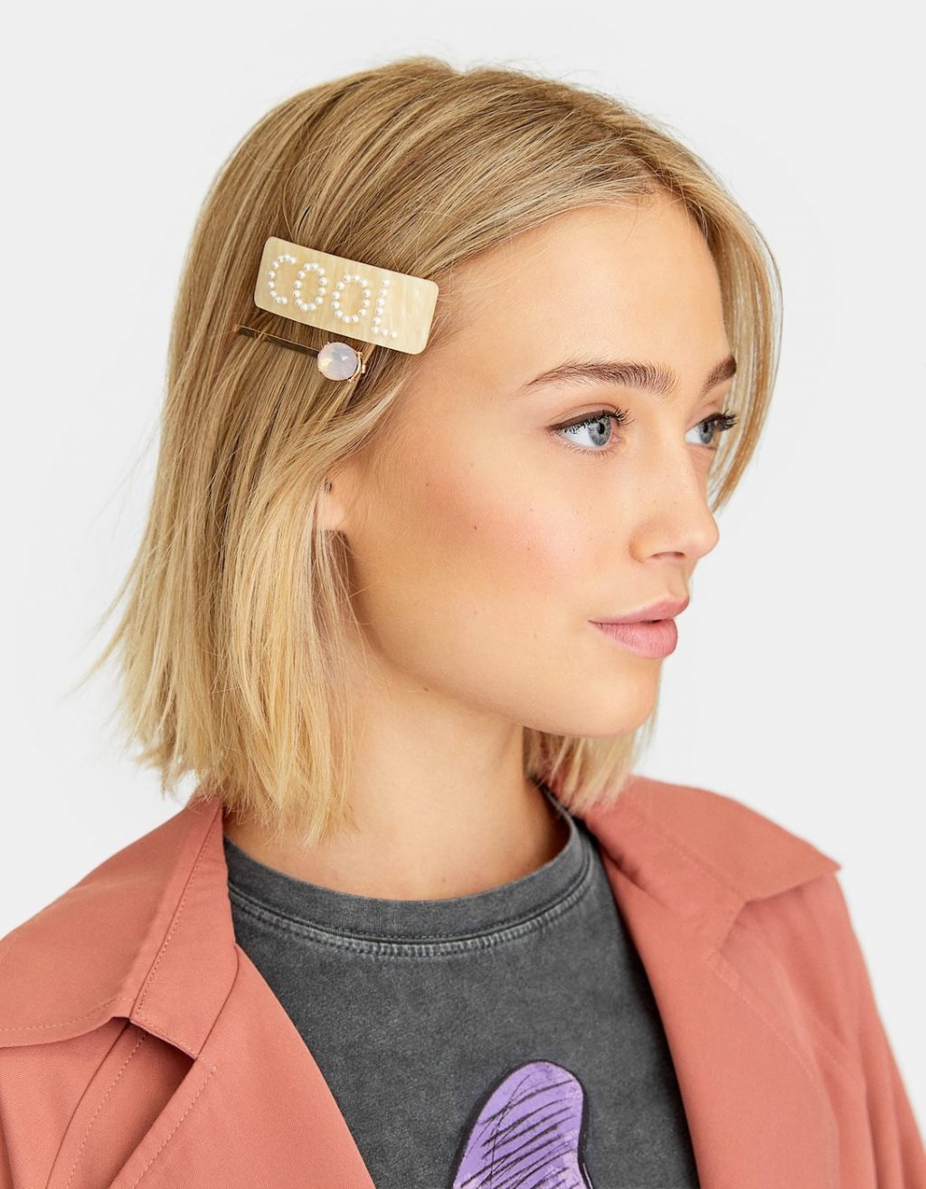 Pourquoi j'aime la tendance barrettes à cheveux : des idées coiffures