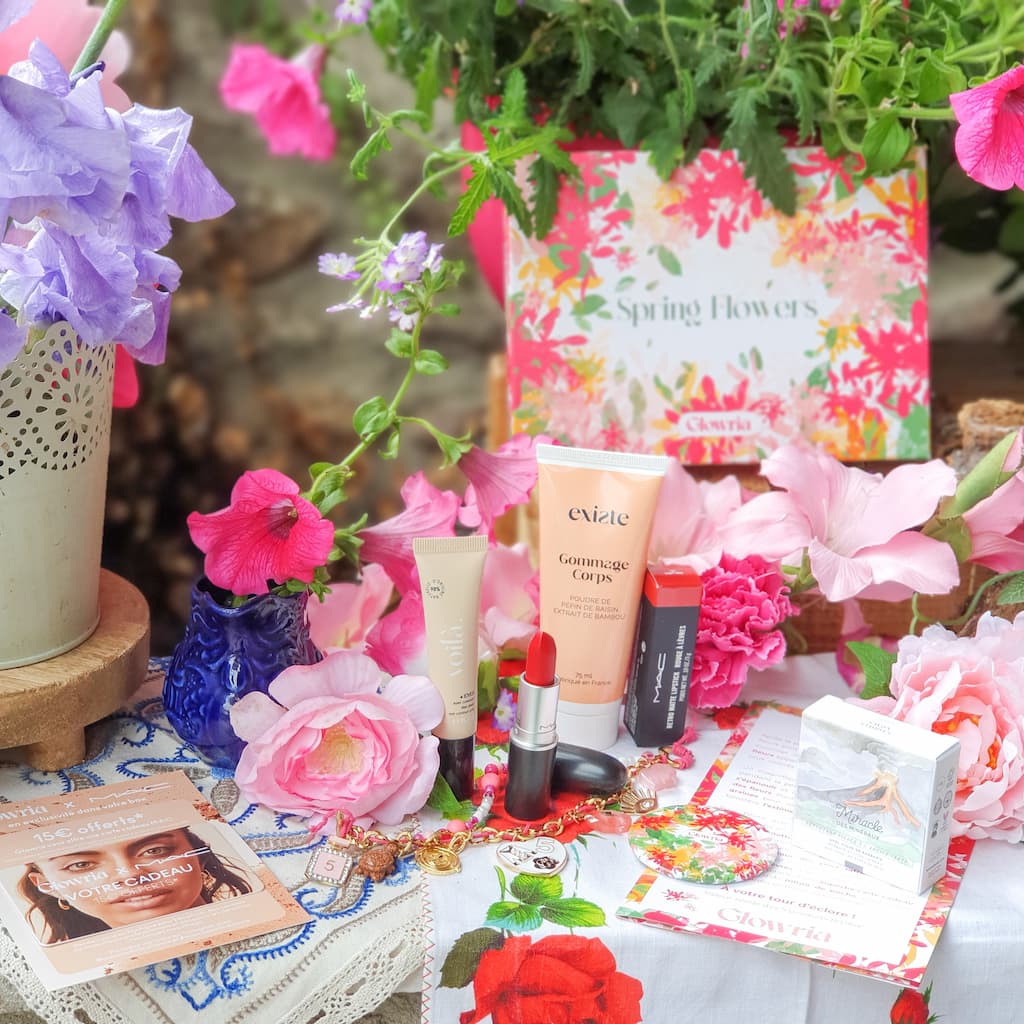 La routine printanière Spring Flowers box Glowria mai 2023