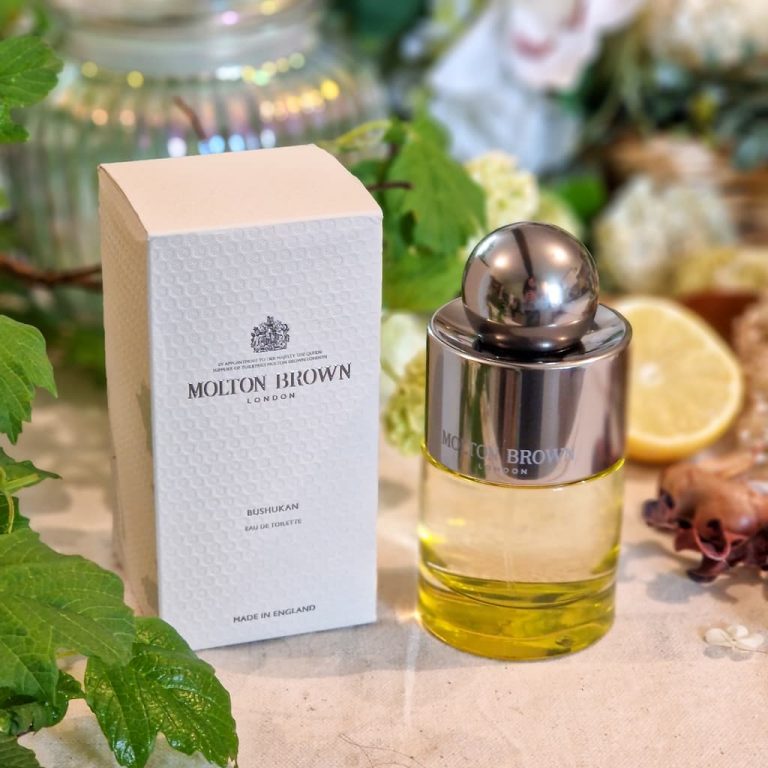 La rafraîchissante eau de toilette Bushukan Molton Brown